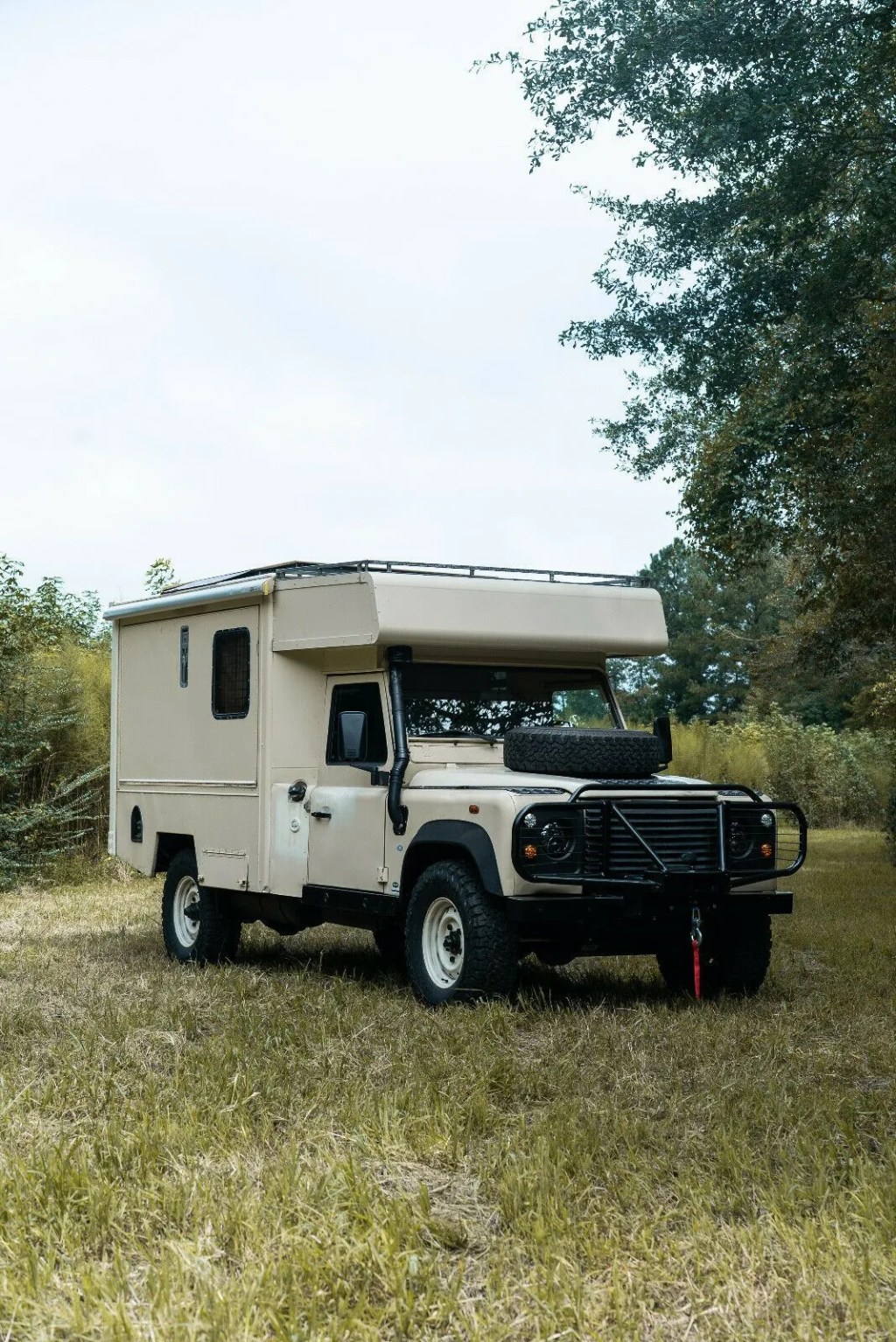 We’re in Love With This Perfect Land Rover Defender | Gear Patrol