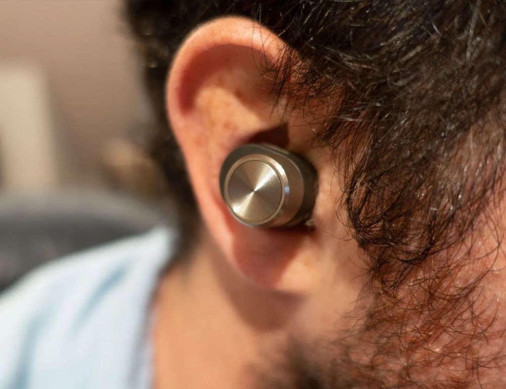 Bowers & Wilkins' Premium Earbuds Are Incredible — and Incredibly ...
