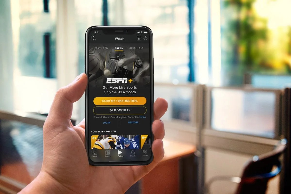 Need a Last-Minute Gift? Here Are the Best Gift Cards for Men | Gear Patrol