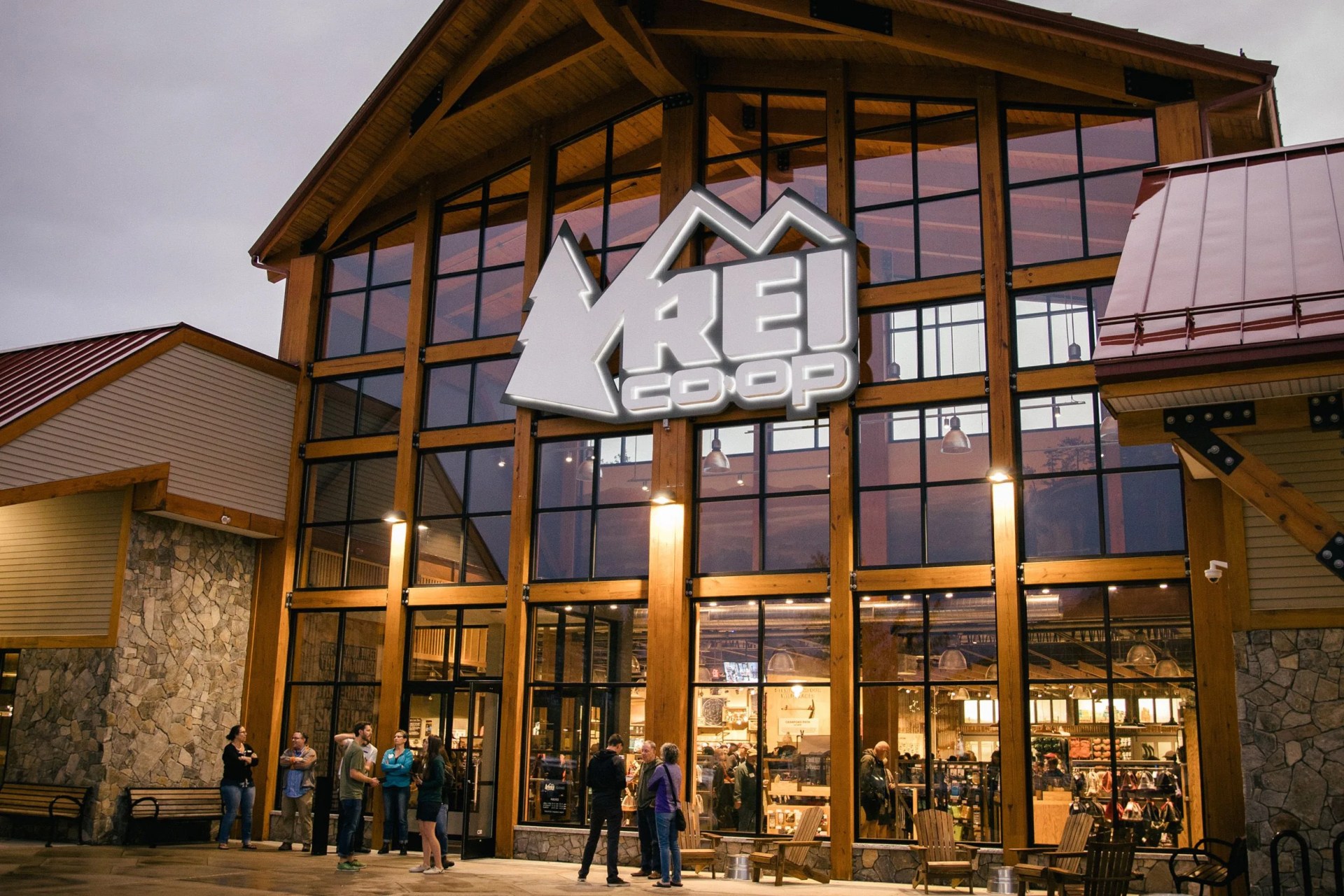 Need a Last-Minute Gift? Here Are the Best Gift Cards for Men | Gear Patrol