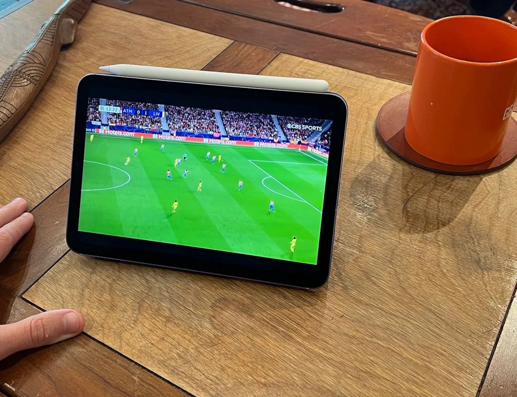 The Tiny iPad Should Be the Go-To iPad. Here's Why | Gear Patrol