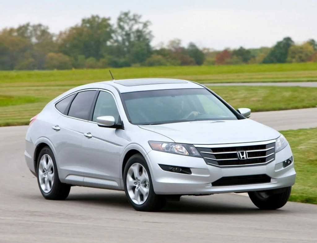 Meet the Ugliest Crossovers and SUVs Ever Made | Gear Patrol