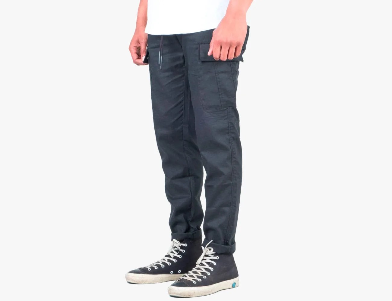 The Best Linen Pants to Buy Right Now | Gear Patrol