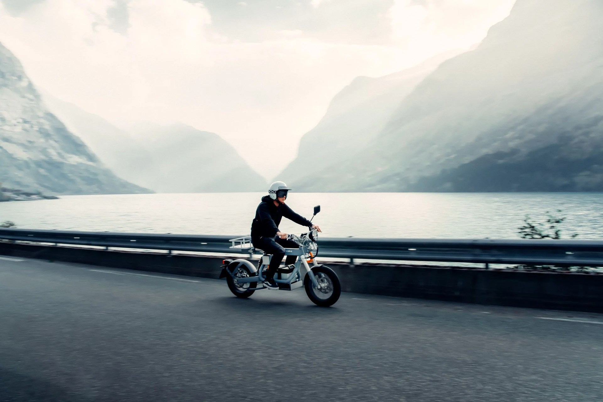 This 4-Wheel-Drive Camper Van Is a Luxurious, Motorcycle-Hauling Land ...