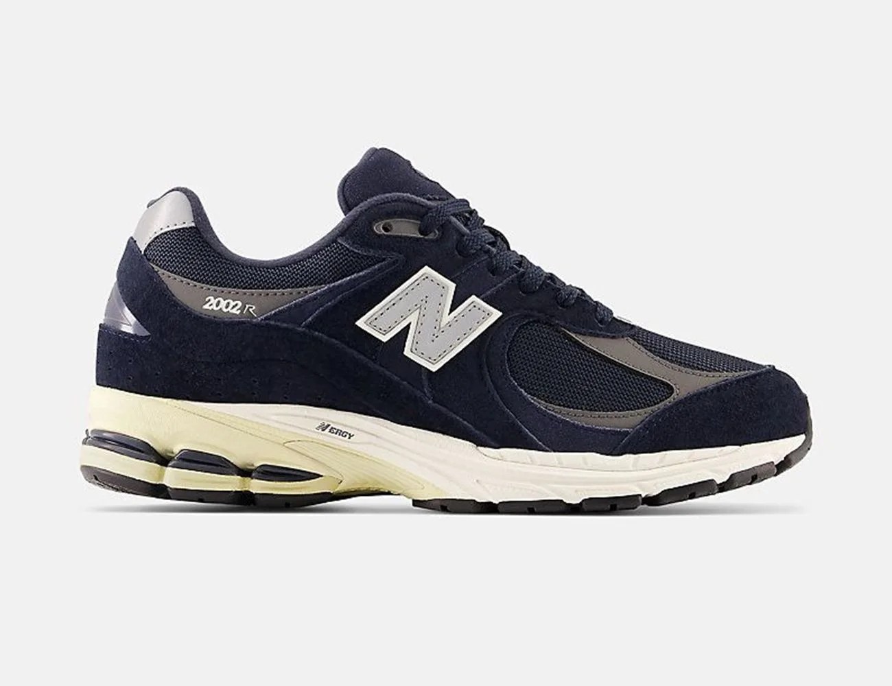 The Complete Guide to New Balance Sneakers: All Styles, Explained ...