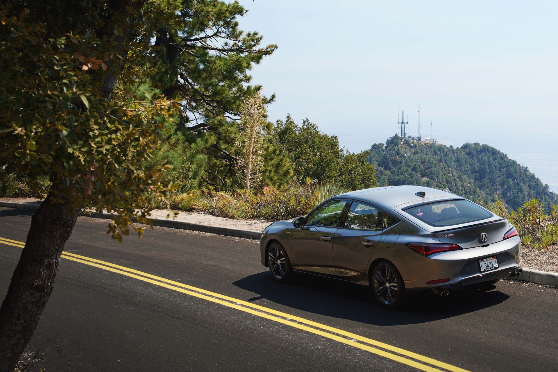 2023 Acura Integra Review: 1 Car, 2 Very Different Opinions | Gear Patrol