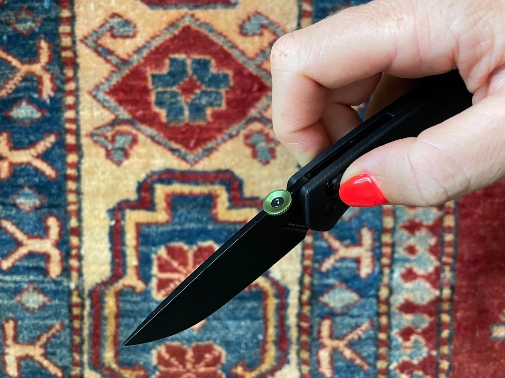 CRKT Pilar III Vs. The James Brand The Carter: Which Pocket Knife Is ...