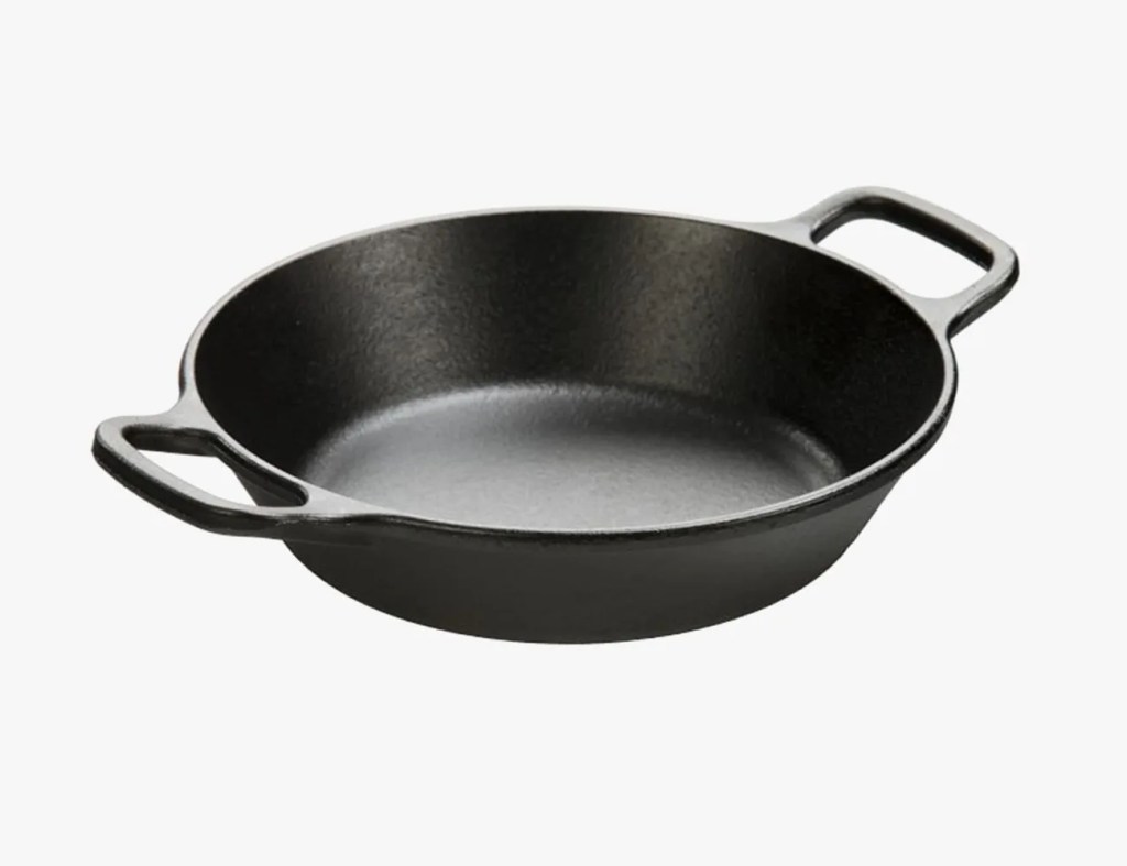 The Complete Buying Guide to Lodge Cast-Iron Skillets and Cookware ...
