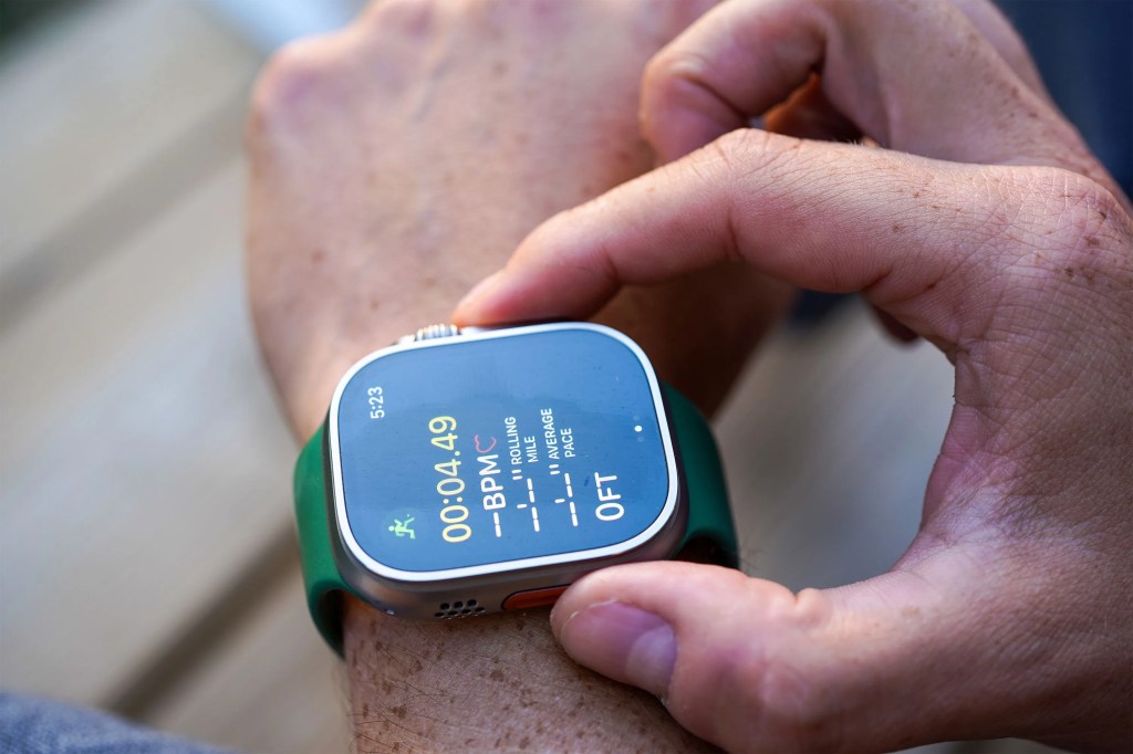 How to Customize the Action Button on Apple Watch Ultra | Gear Patrol