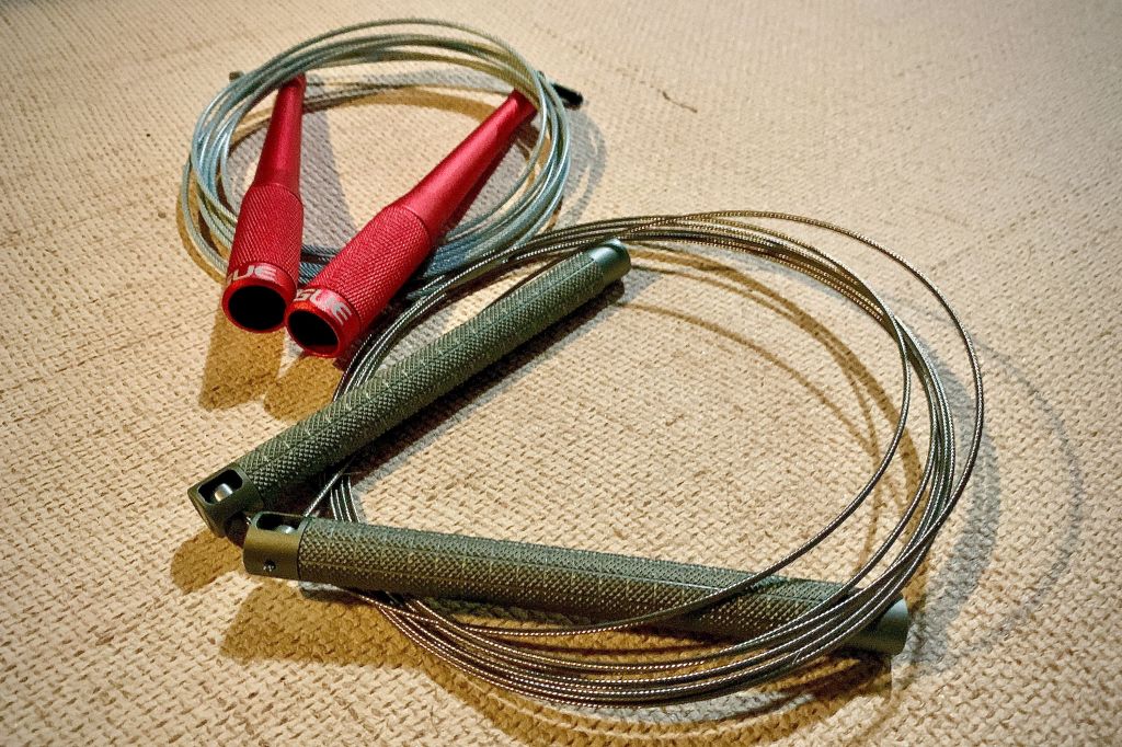 Rogue SR-2 Vs. RPM Comp4: Which Speed Rope Blazes Past the Competition ...