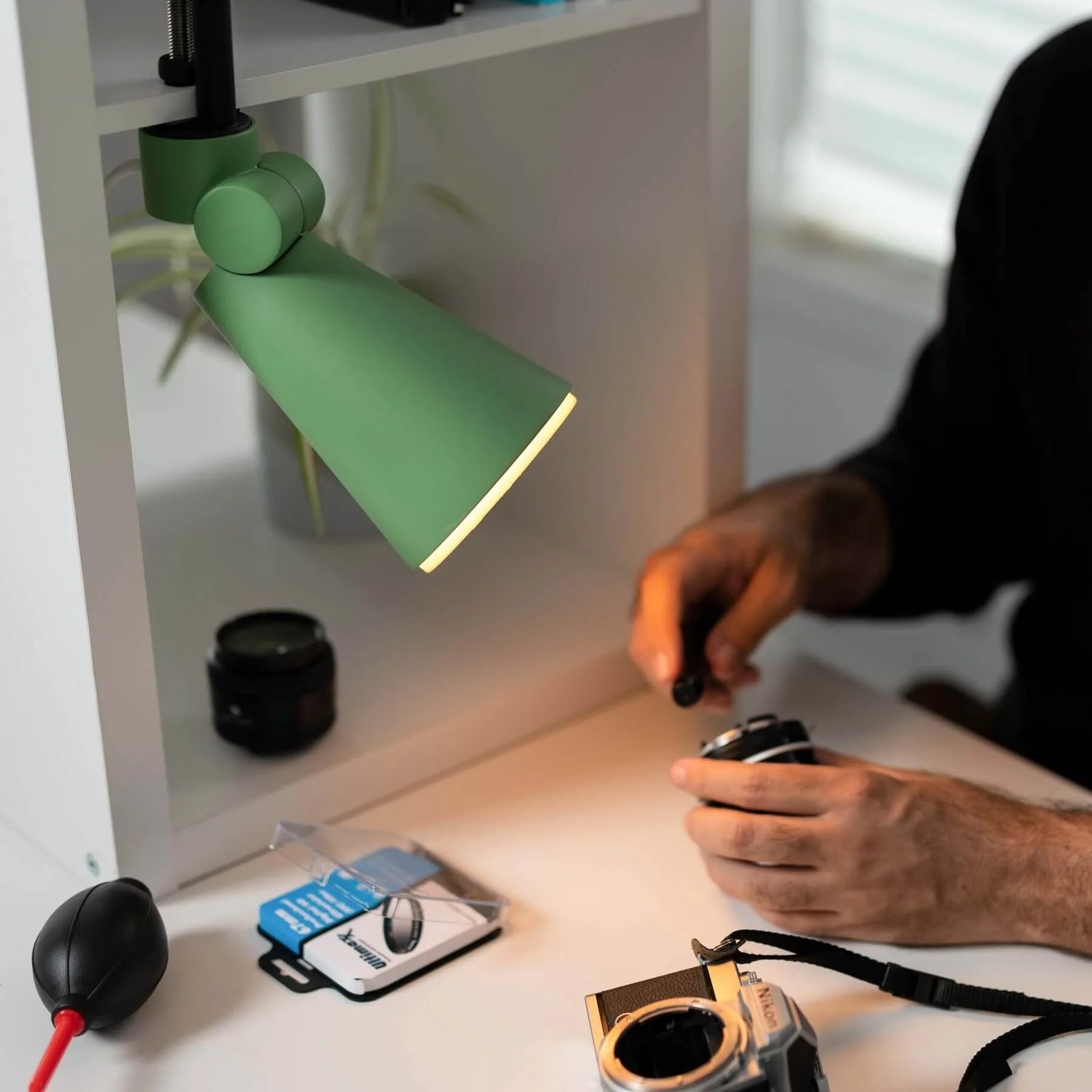 How to Use Task Lighting in Your Home, According to Experts | Gear Patrol