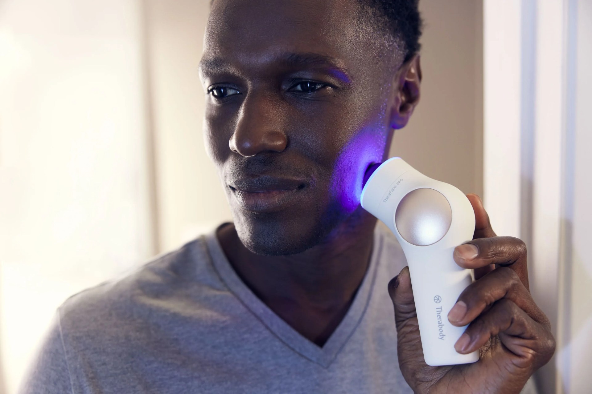 The New TheraFace Pro Is a Whole New Way to Take Care of Your Face ...