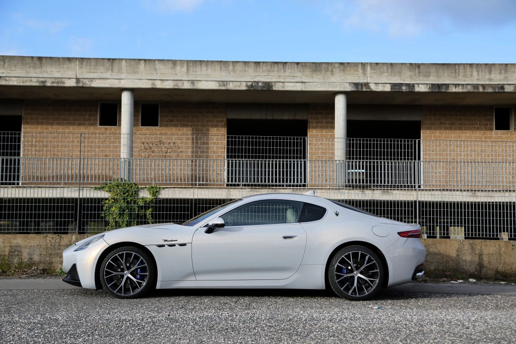 2024 Maserati GranTurismo Review: Setting the Pace for the Trident ...