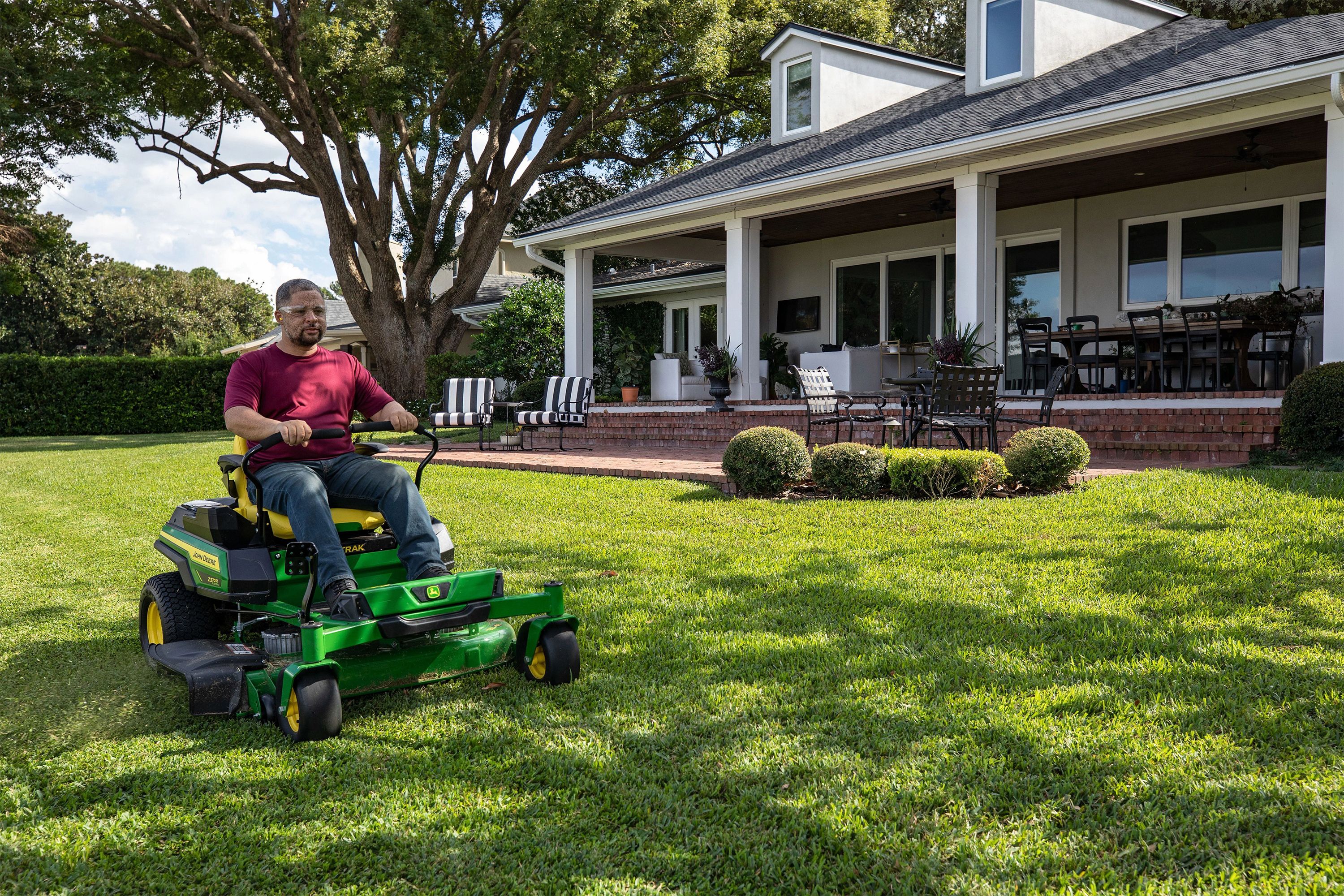 John Deere's First All-Electric Riding Mower: Everything You Need to ...