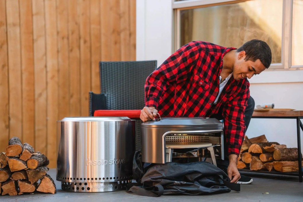 Solo Stove Pi Fire Review: Bringing Pizza to Your Fire Pit | Gear Patrol