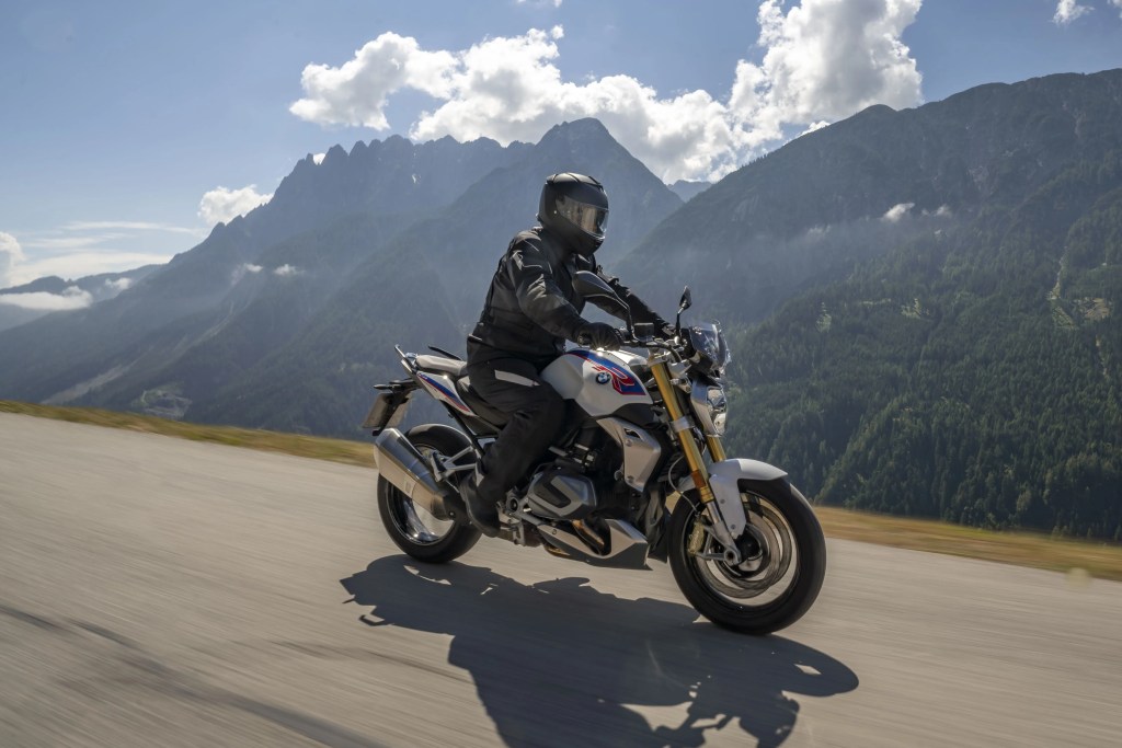 The Complete BMW Motorcycle Buying Guide: Every Model, Explained | Gear ...