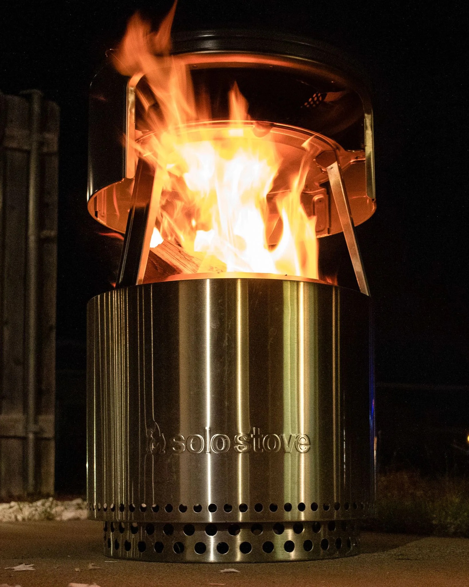 Solo Stove Pi Fire Review: Bringing Pizza to Your Fire Pit | Gear Patrol