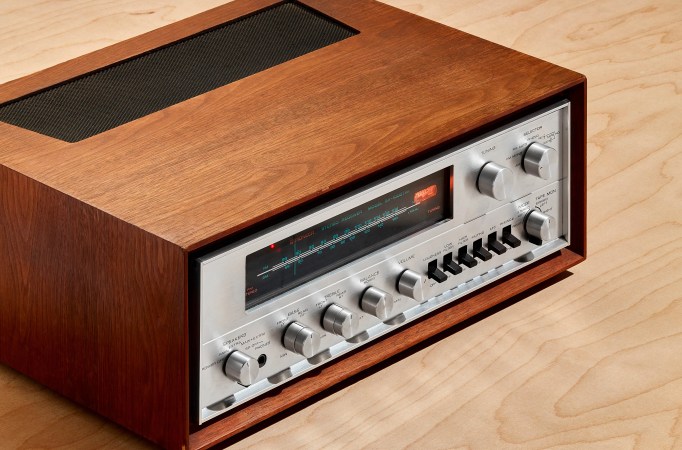 The Most Popular Vintage Stereo Receivers, As Picked By the Experts ...
