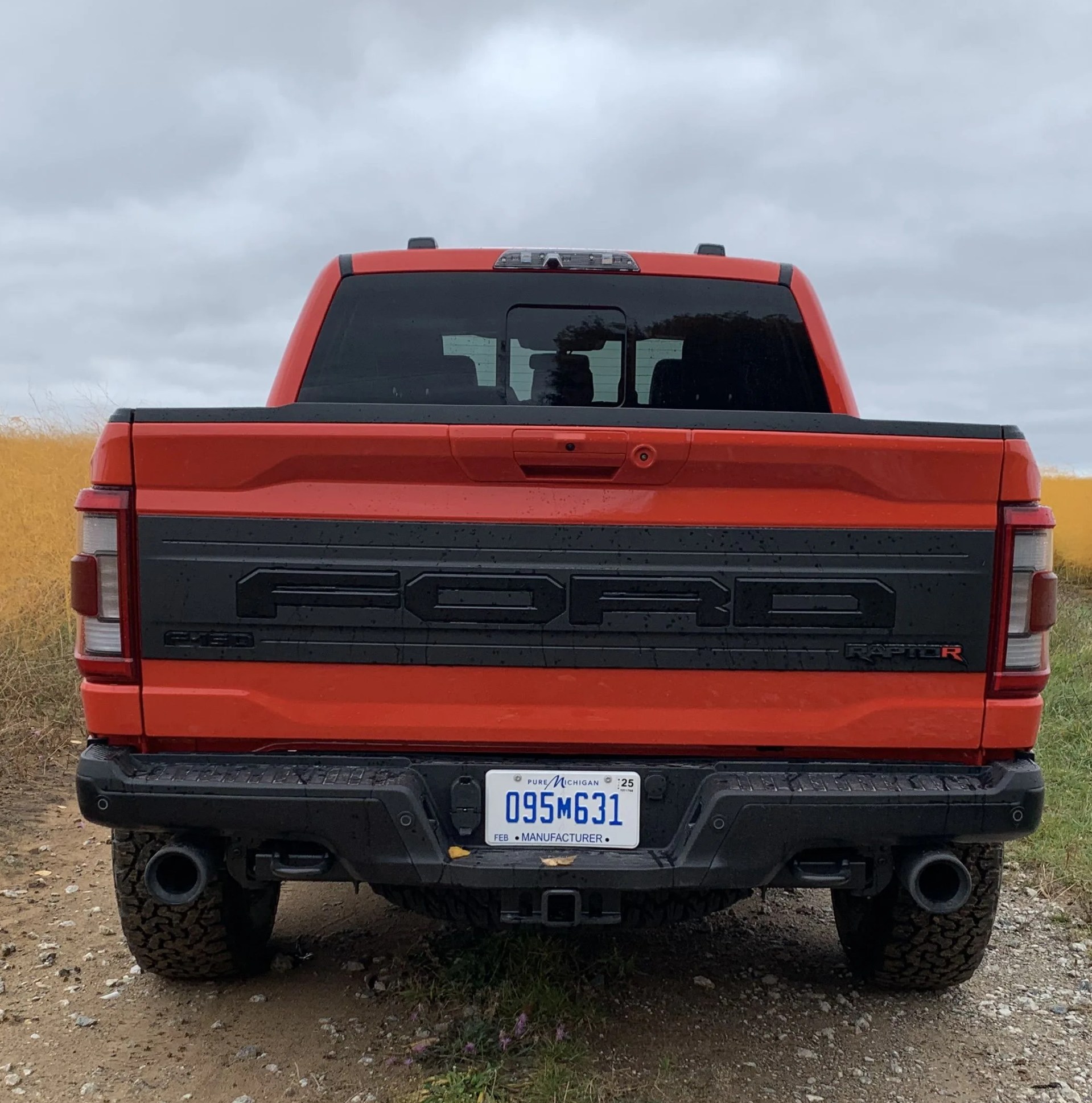 2023 Ford F-150 Raptor R Review: Completely Unnecessary, but Tons of ...