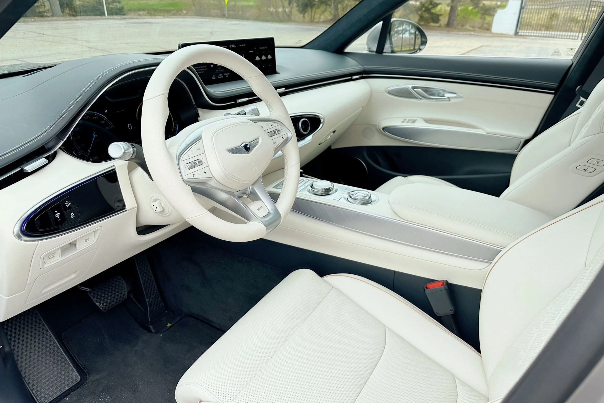 2023 Genesis Electrified GV70 Review: An Electric Luxury Rocket | Gear ...