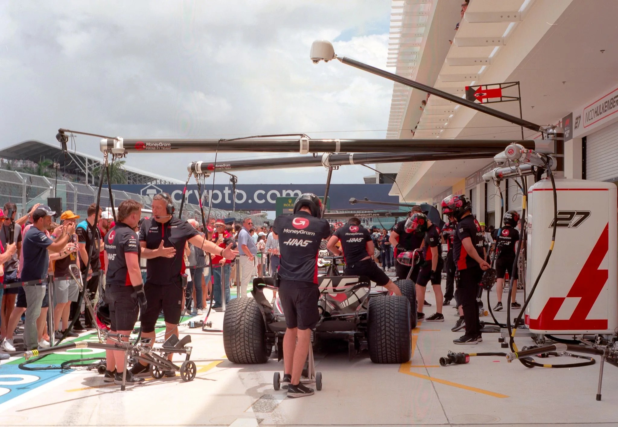 What Watch Do Formula 1 Drivers Wear? It Depends on the Team | Gear Patrol