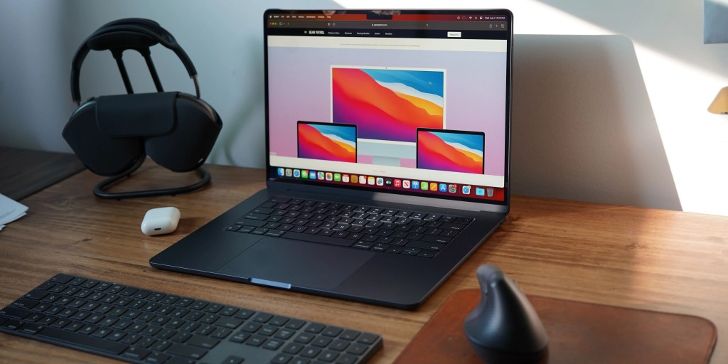 The Perfect Apple Desk Setup, 4 Different Ways | Gear Patrol