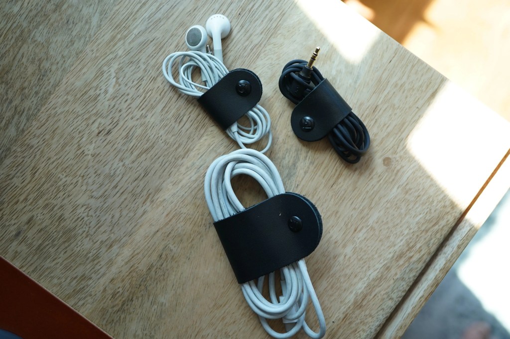 The Best Cable Management Solutions to Keep Your Desk Neat and Tidy ...