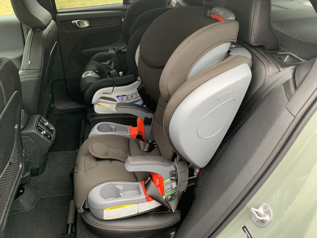 Britax ClickTight Harness-2-Booster Review: A Secure, Easy-to-Use Car ...