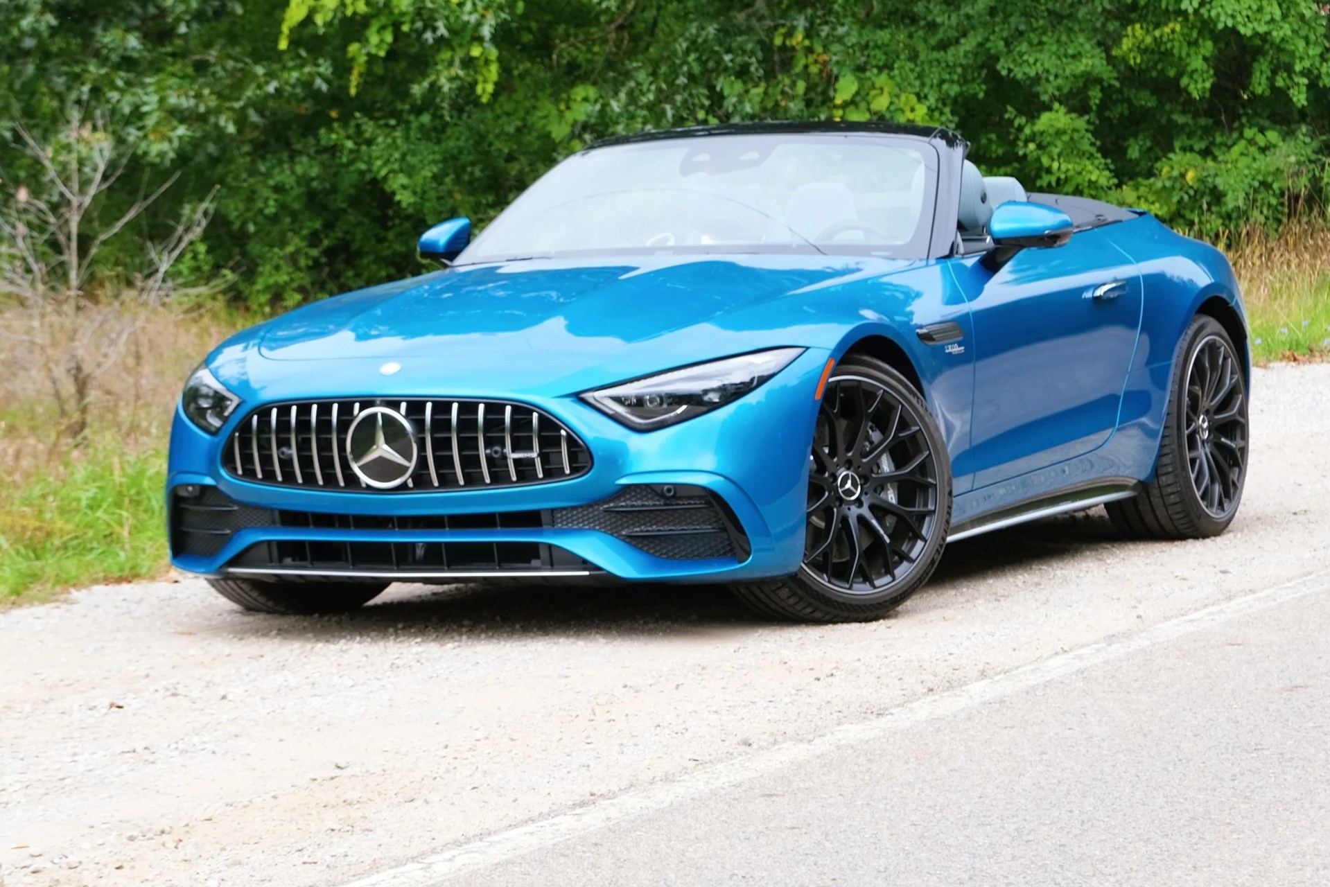 2023 Mercedes-AMG SL 43 Review: Looks Great, But Where's the V8? | Gear Patrol