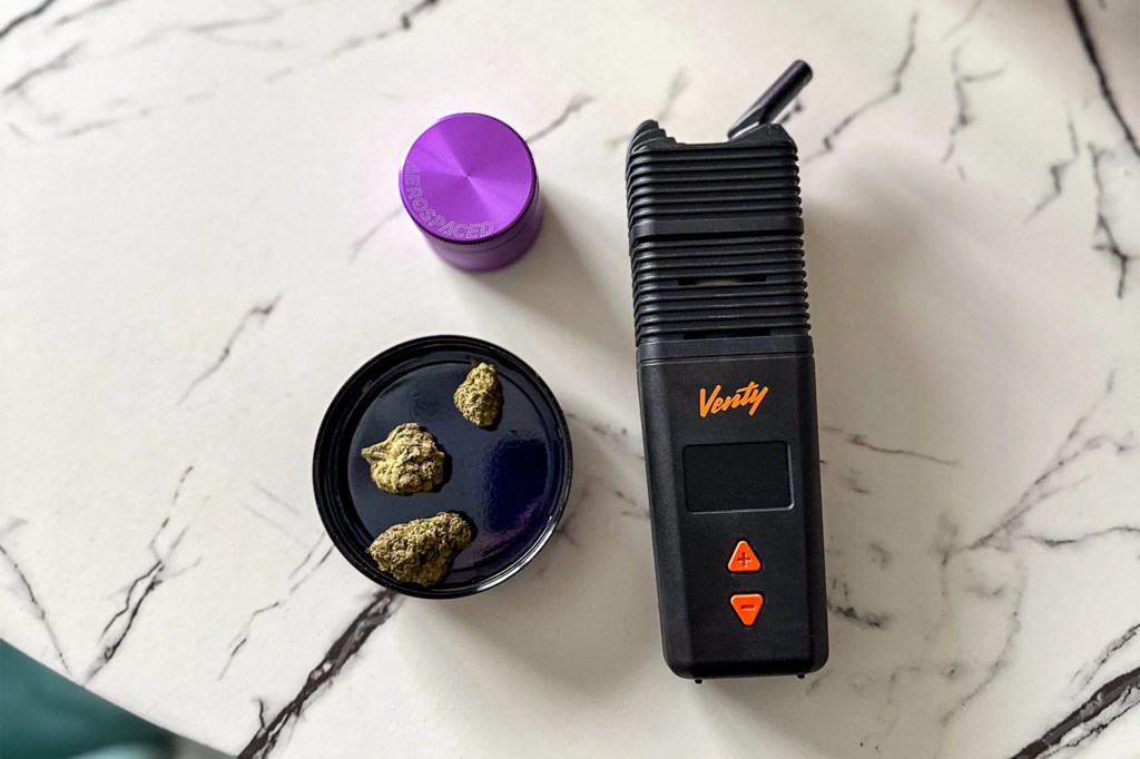 One of the Best Weed Vapes on the Market Gets a Mighty Upgrade | Gear ...