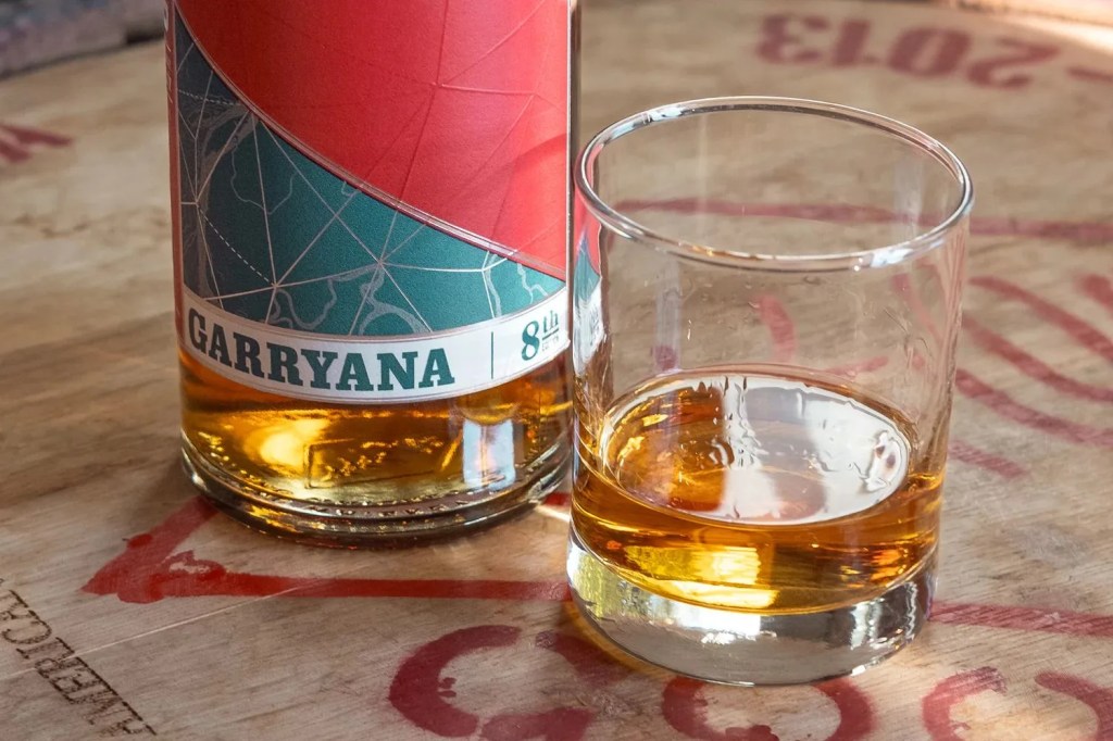 Four Walls Irish American Whiskey: The Gang's New Whiskey Is Made for ...