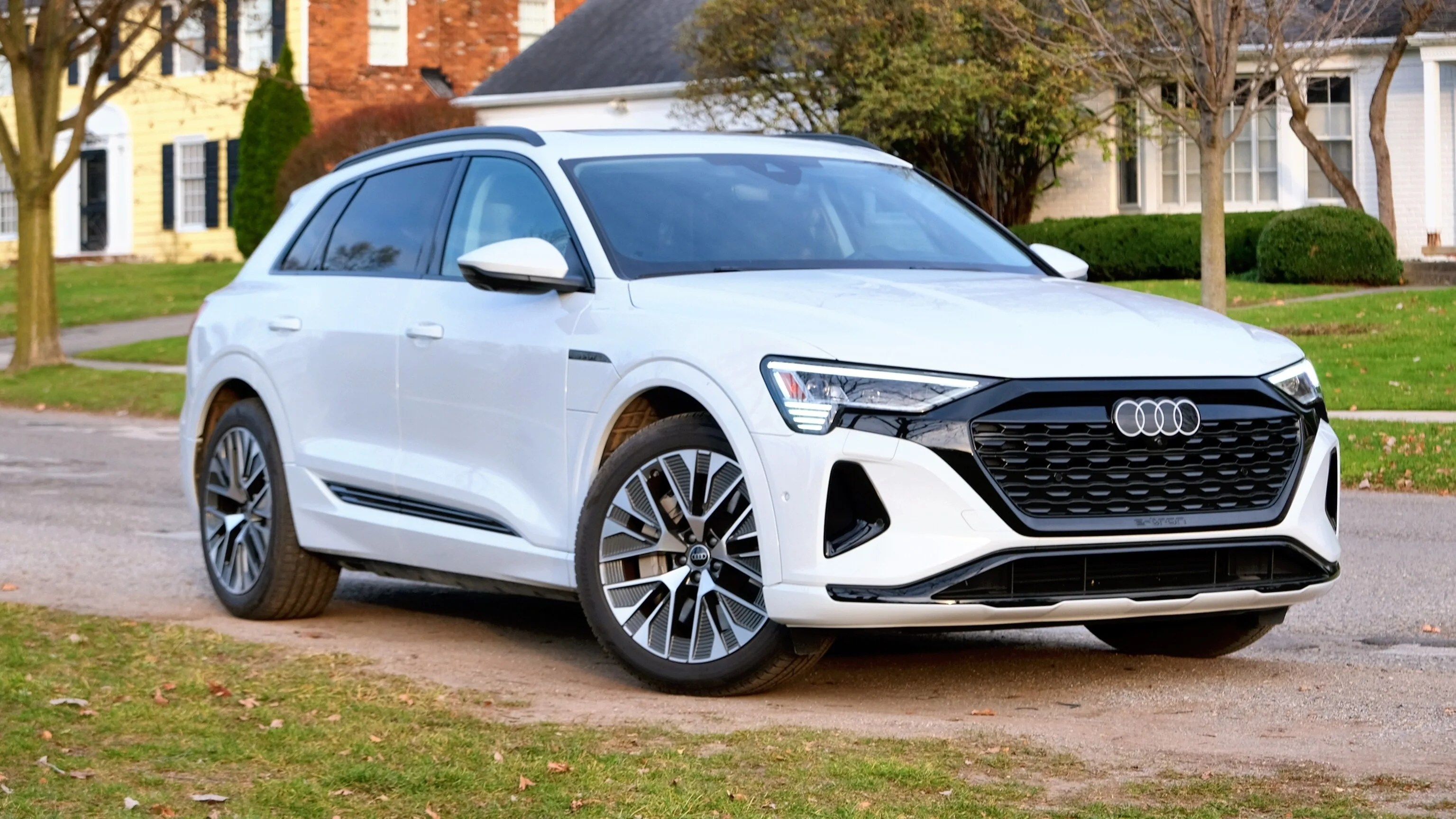 The 2024 Audi Q8 E-Tron Review: 4 Quick Thoughts | Gear Patrol