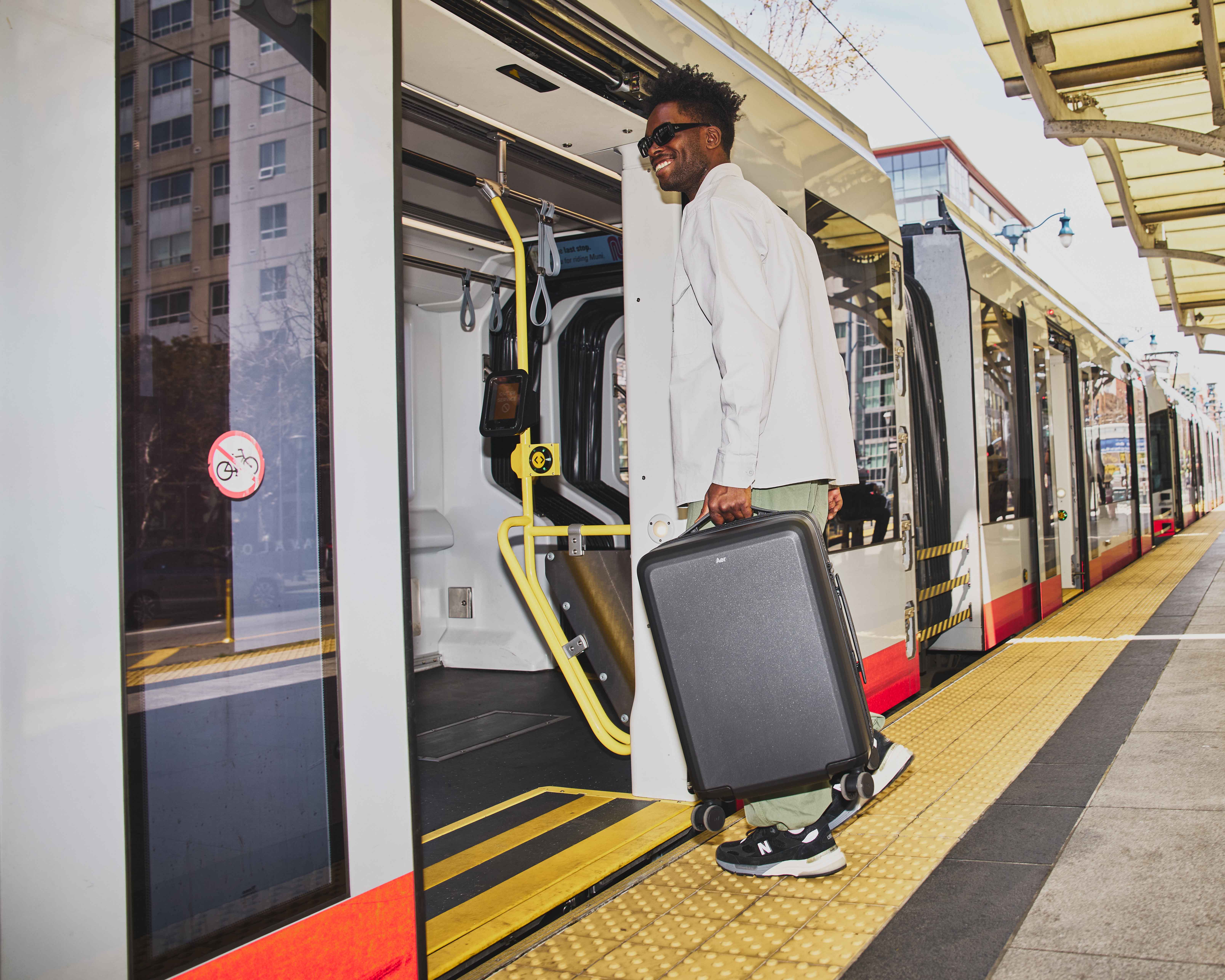 The Aer Carry-On Has an Ingenious Feature I Won't Travel Without | Gear ...