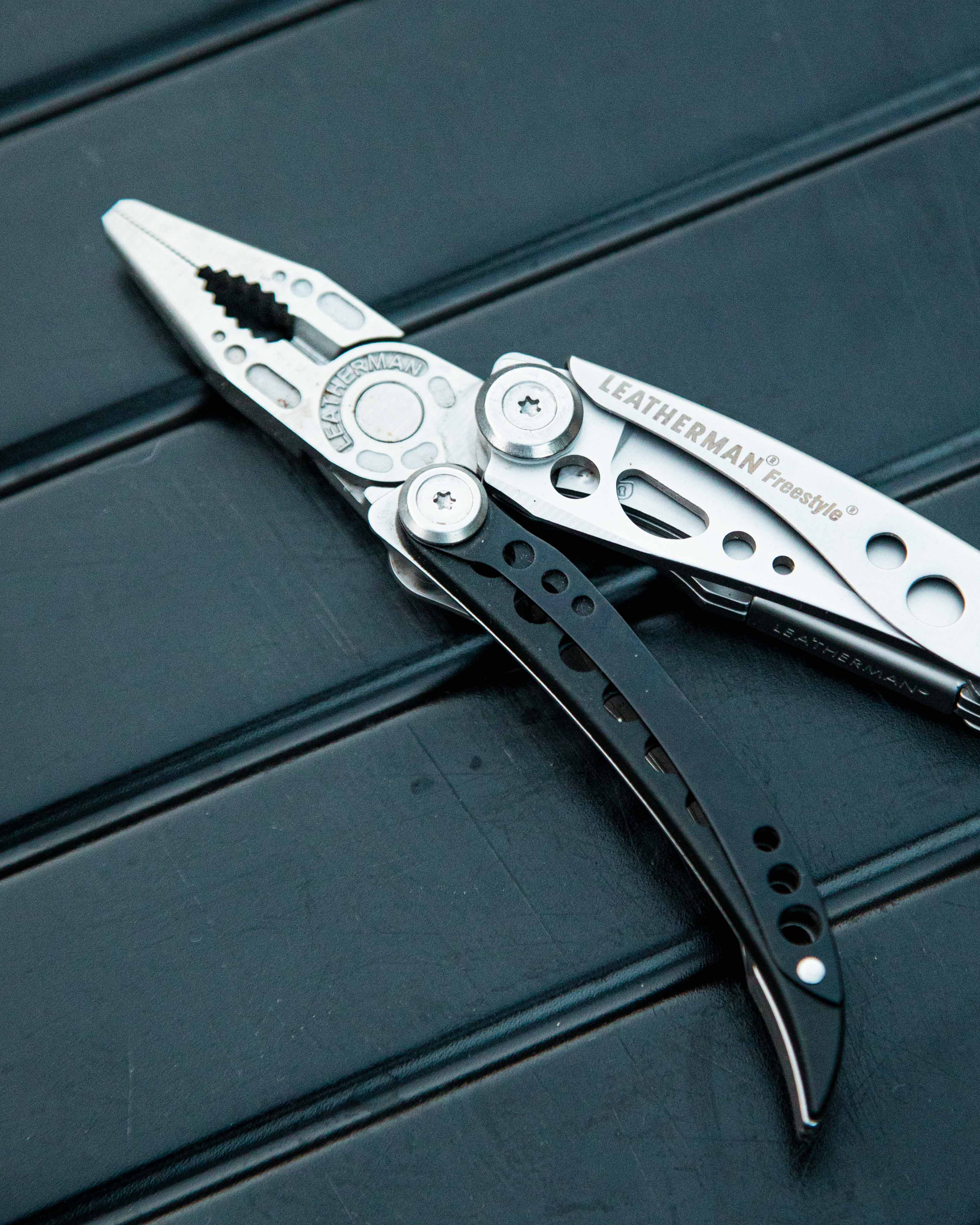 Technically, You Can Fly with an EDC Pocket Knife. Here's How | Gear Patrol