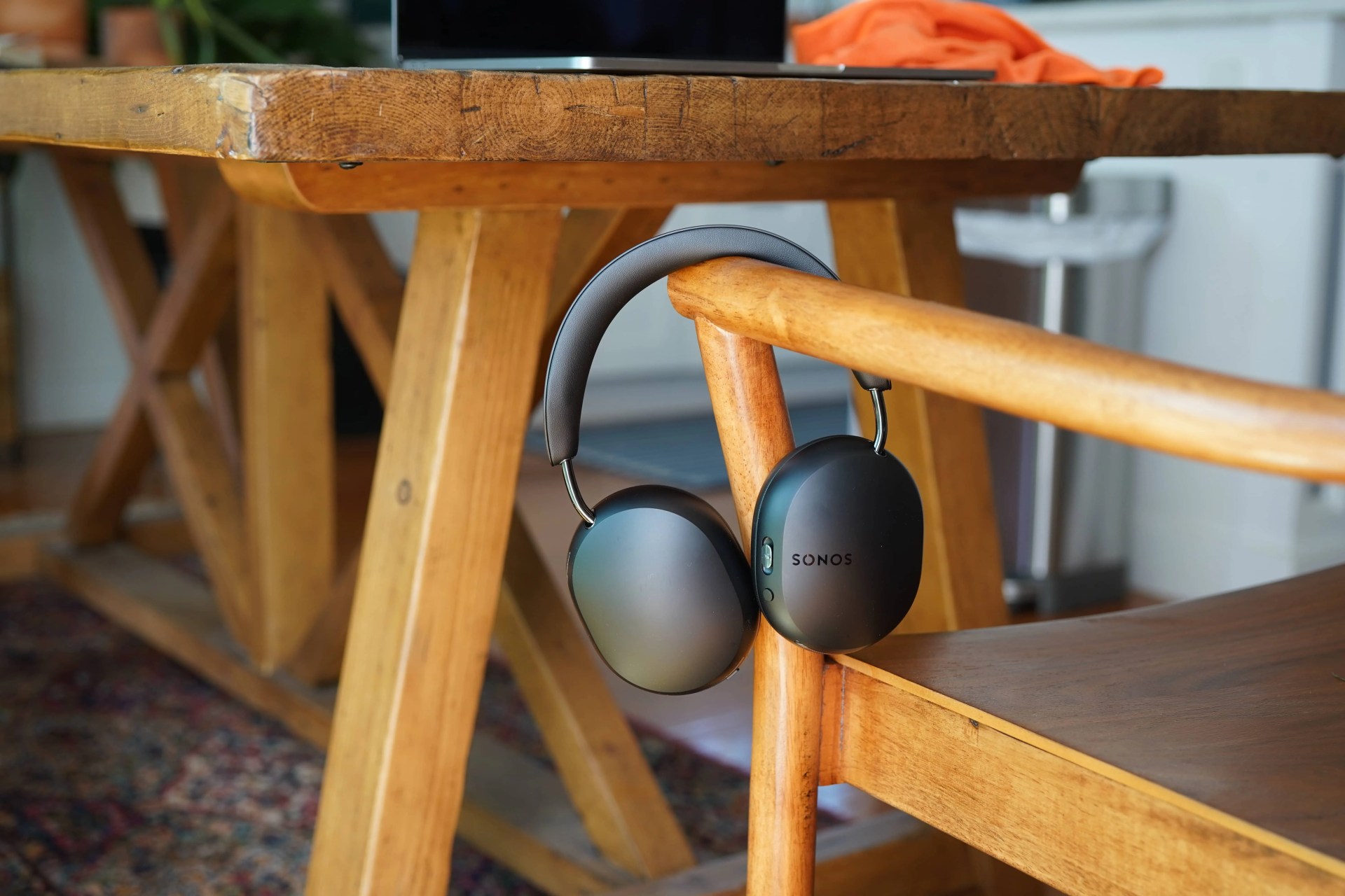 Milo Action Communicator Review: The Ideal Outdoor Walkie-Talkie | Gear ...