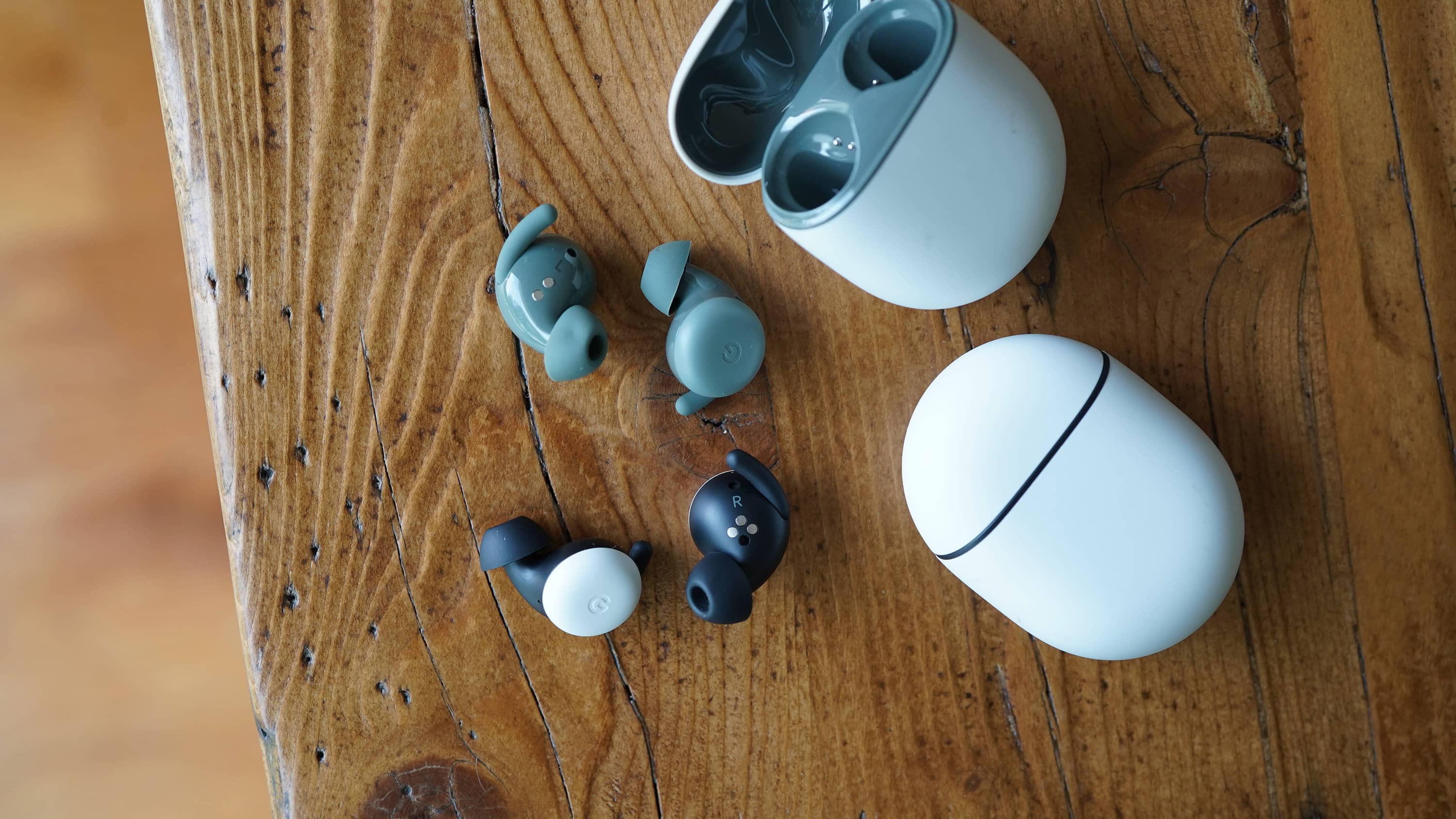 Google's Next Wireless Earbuds Will Bring Back a Crucial Feature