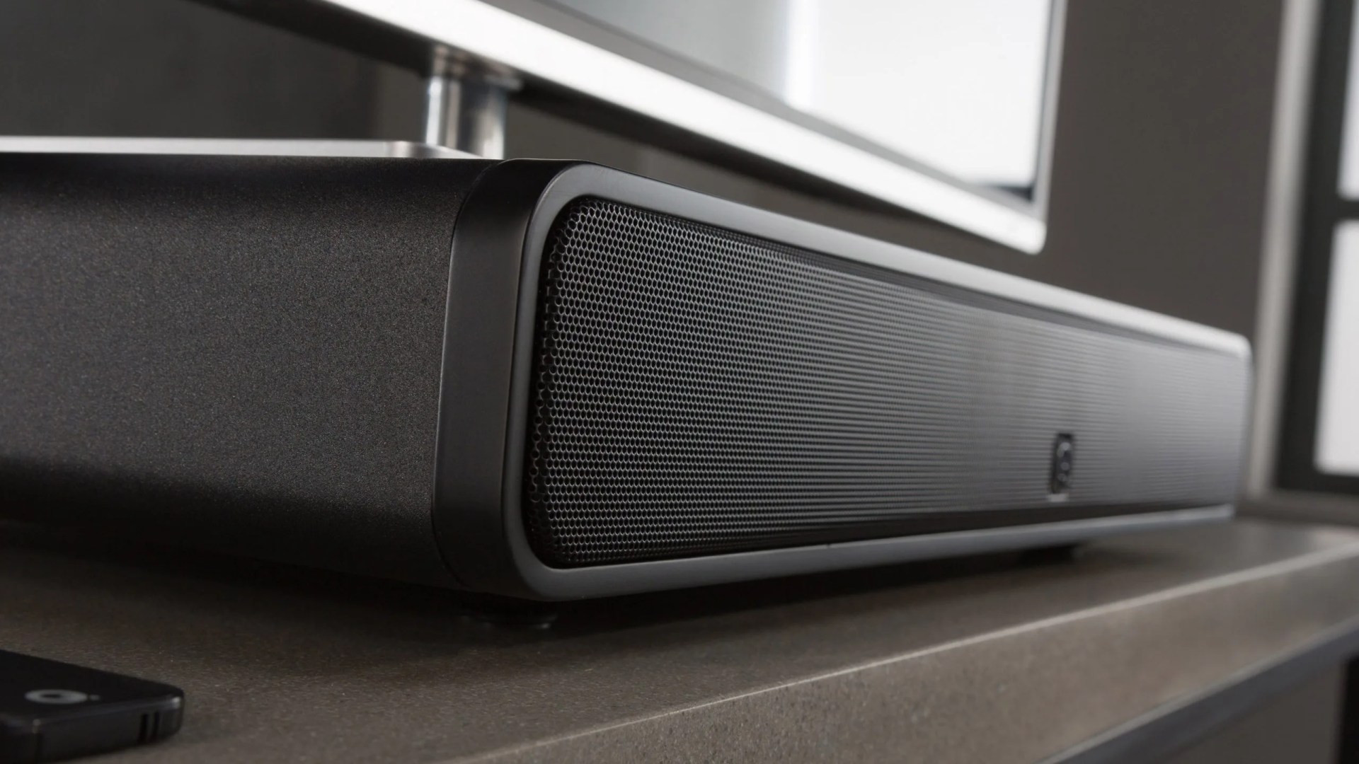 The Best Way to See a City? Audio Guides | Gear Patrol