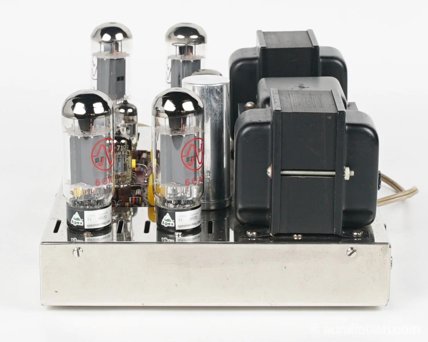 The Most Popular Tube Amp in History Is Still a Classic Piece of Hi-Fi Gear