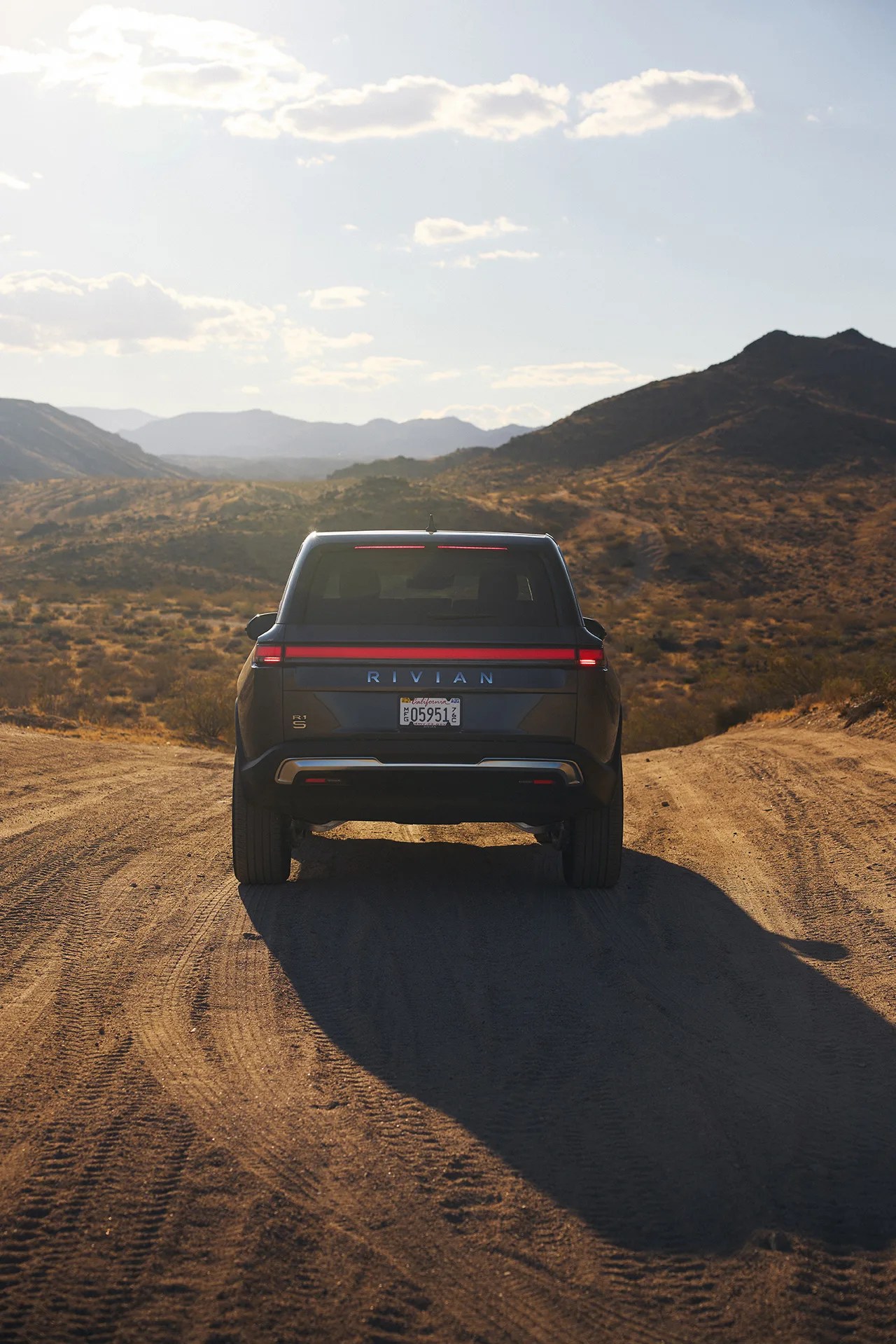10 Takeaways from Testing the Rivian R1S Dual Max as an EV Outsider
