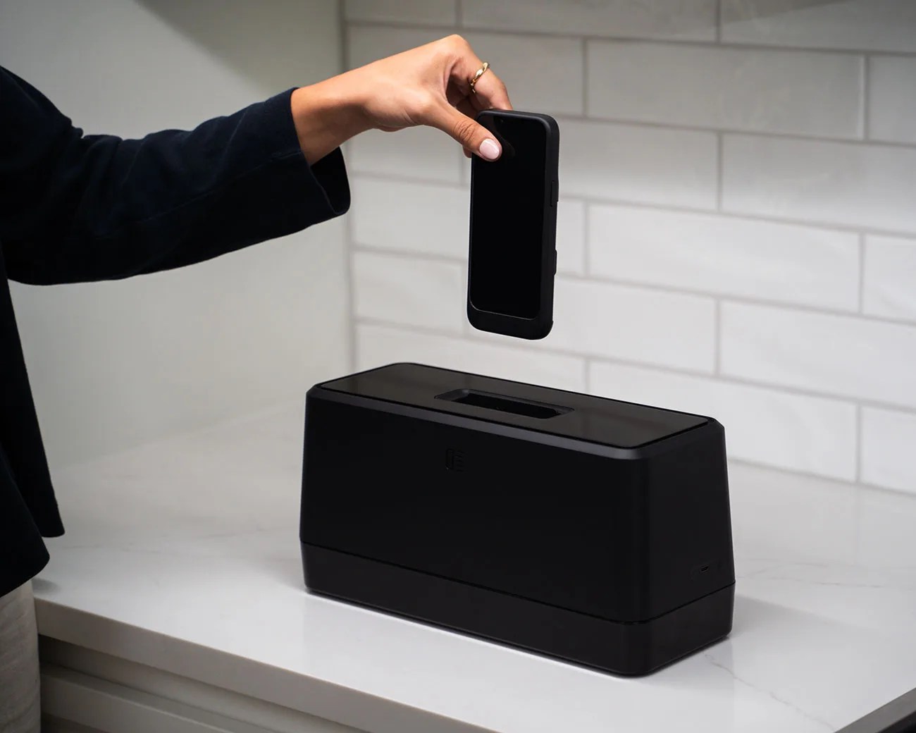 This Stealthy Charger Promises Endless iPhone Battery Life