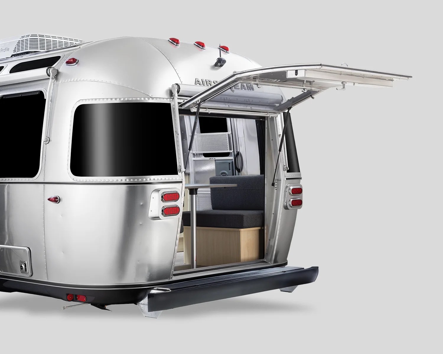 We've Never Seen an Airstream Like This Luxed-Out, Blacked-Out Edition ...