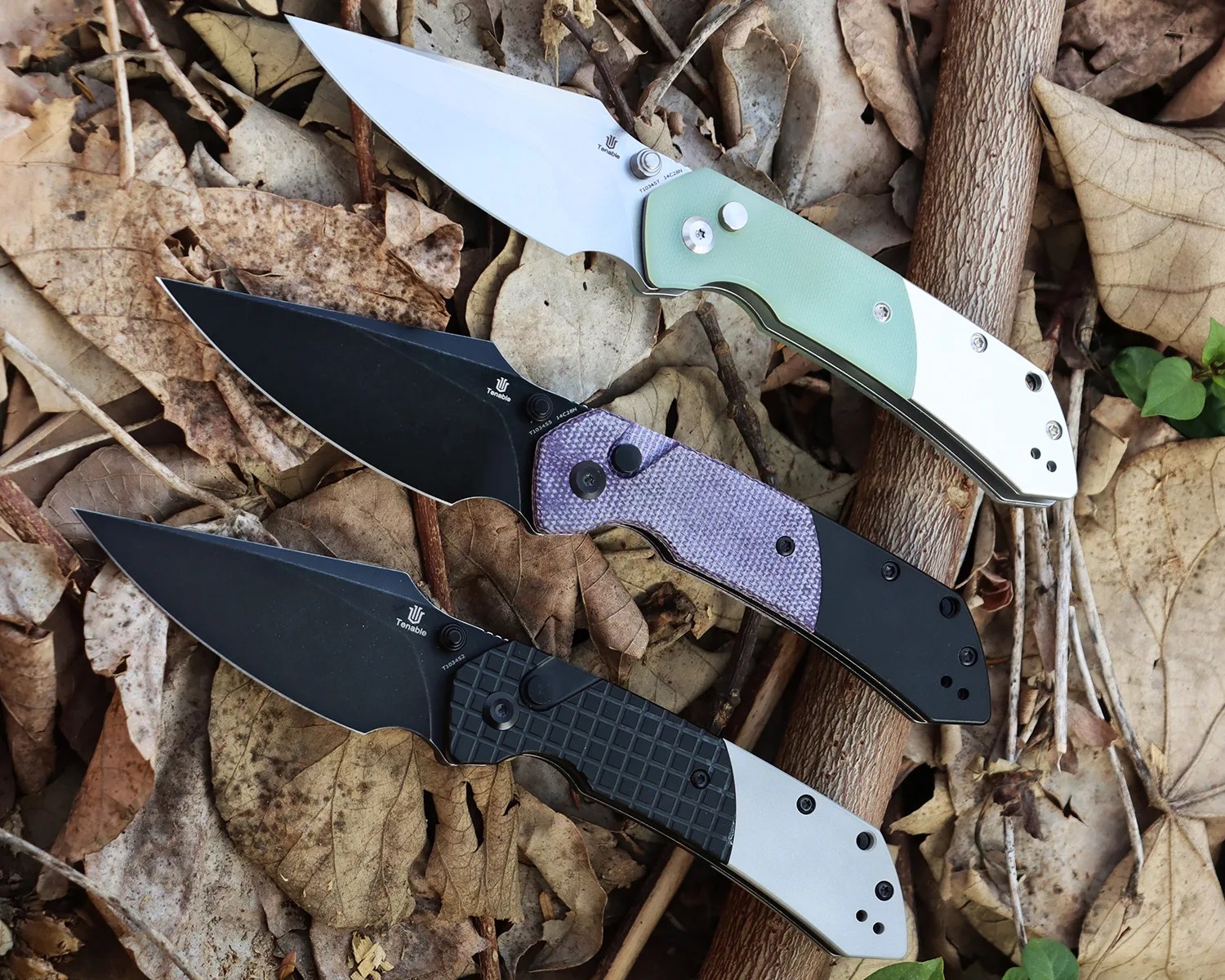 This Stunning New Knife Boasts a Blade and Lock You Rarely See at This ...