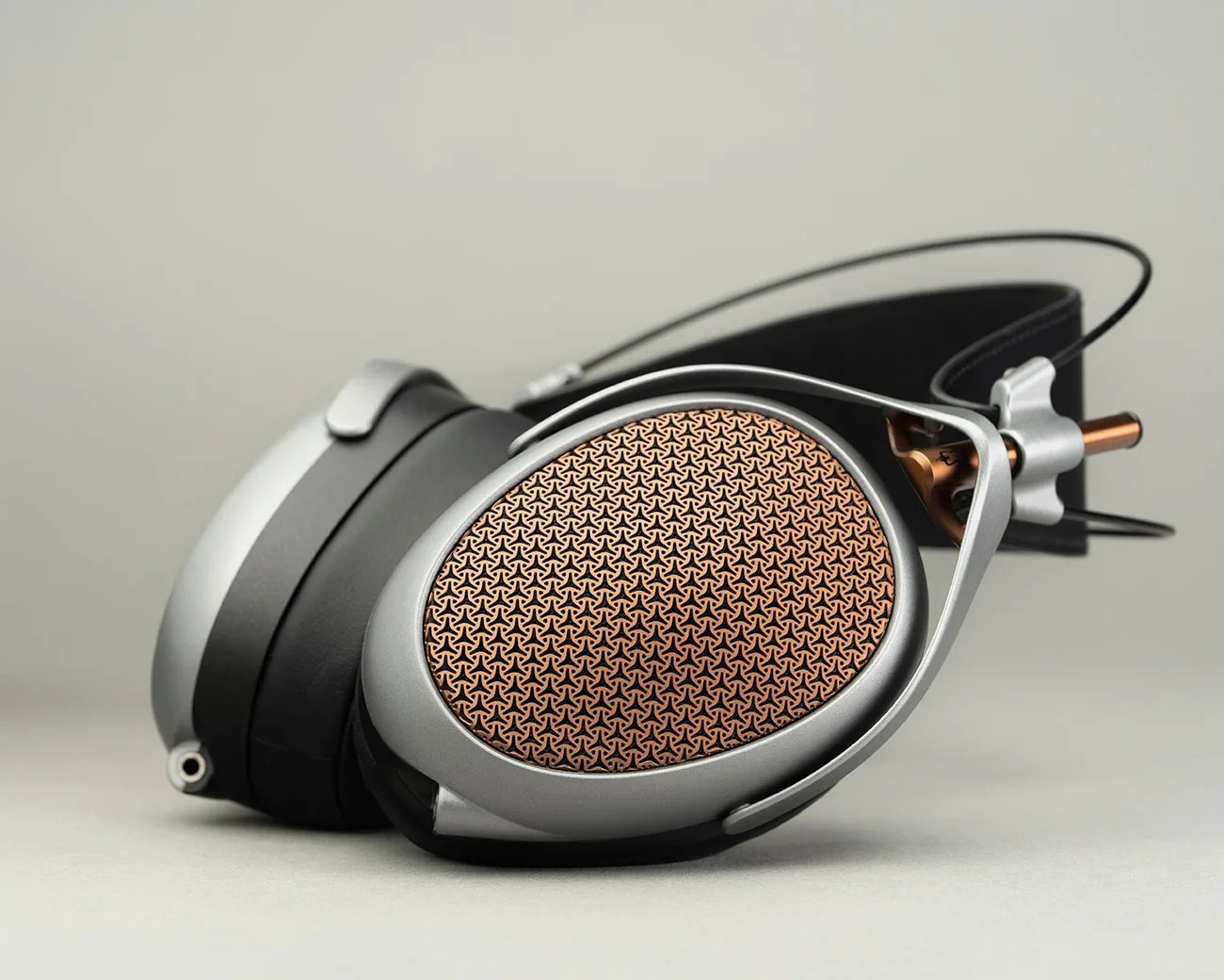A Renowned Audio Brand's New Audiophile Headphones Promise Elite Hi-Fi ...