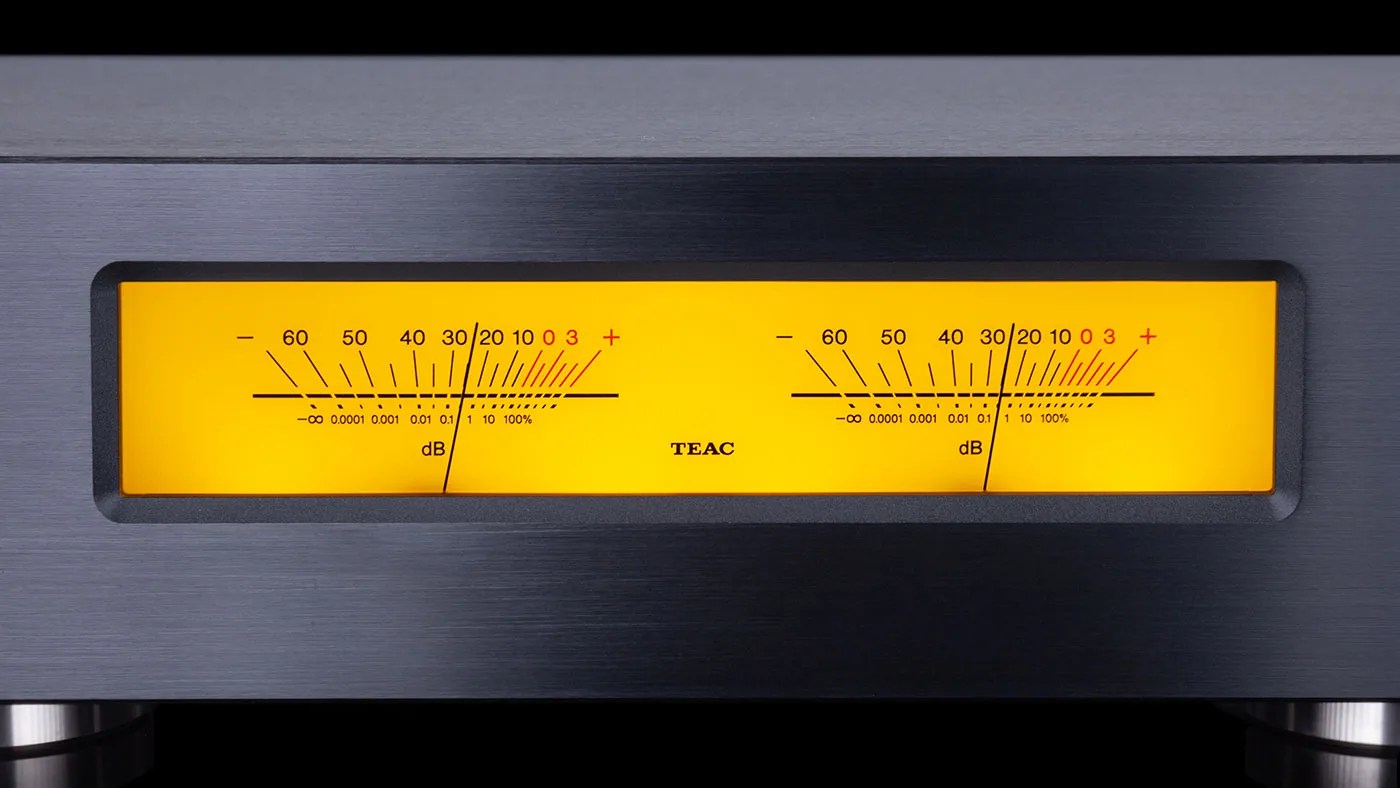 A Japanese Hi-Fi Company Just Released a Gorgeous Amplifier for Compact ...