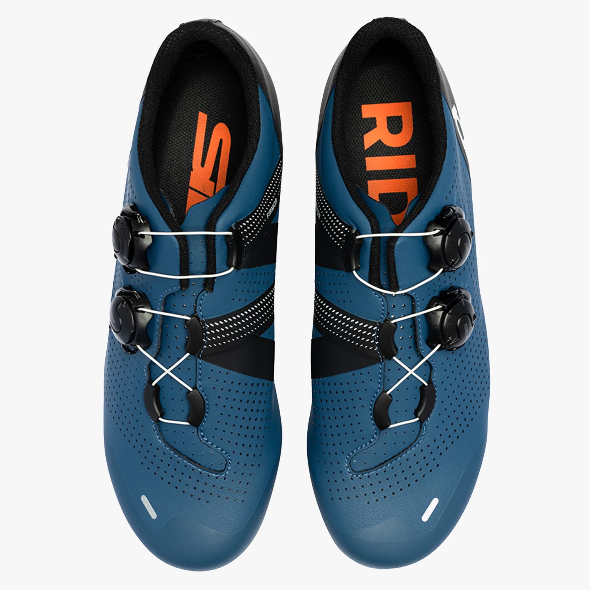 Today in Gear: New Releases in Tech, Watches, Outdoors and More