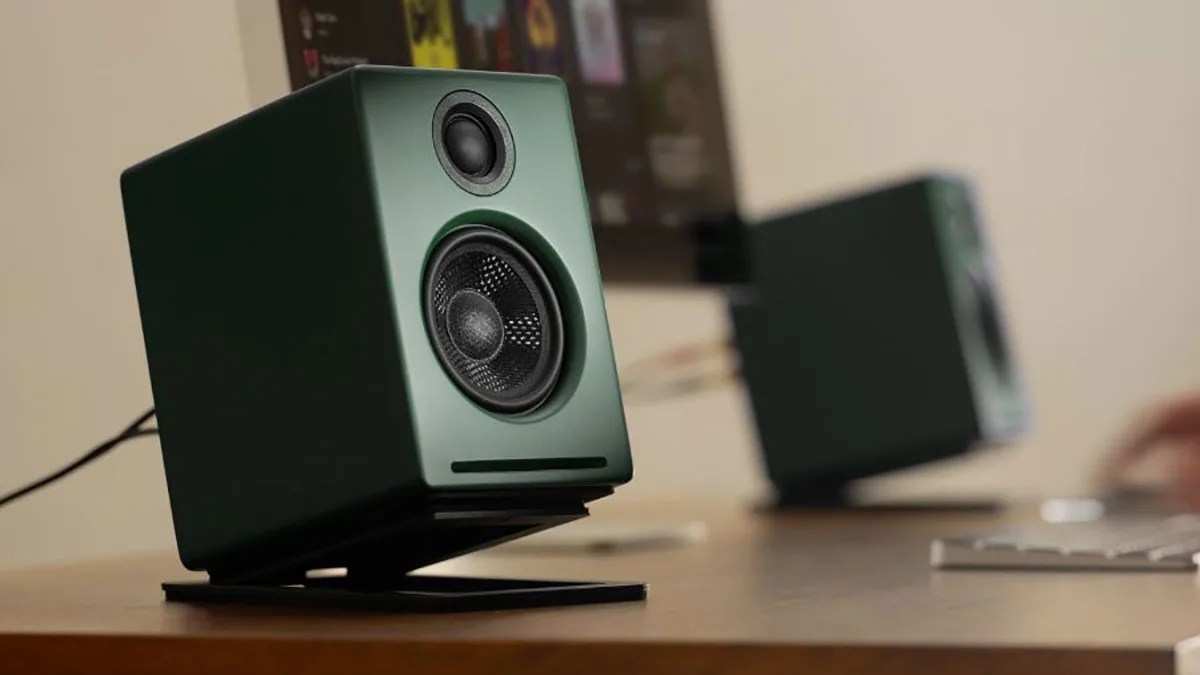 Ultimate Ears Epicboom Review: The Brand's Best Portable Speaker in ...
