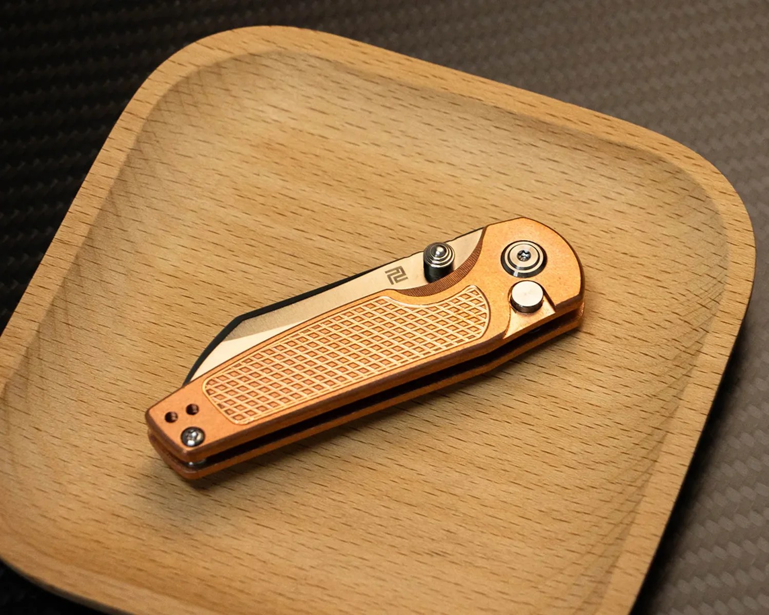 One of Last Year's Most Stunning EDC Knives Gets a Shiny New Look (and ...