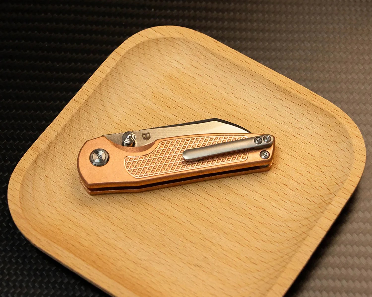 One of Last Year's Most Stunning EDC Knives Gets a Shiny New Look (and ...
