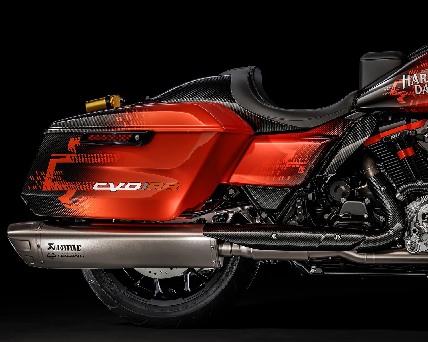 Harley Just Unleashed a Beautifully Beastly Race-Ready Bagger Onto the ...