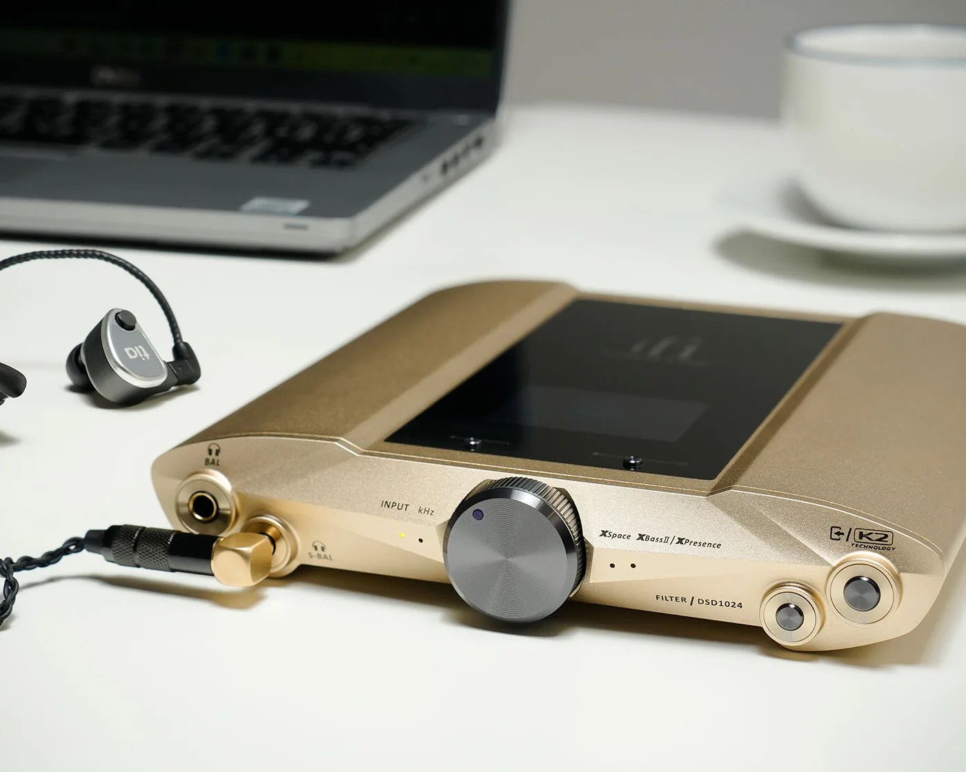 A Renowned Hi-Fi Company's New Headphone Amp Is Overkill In All the ...